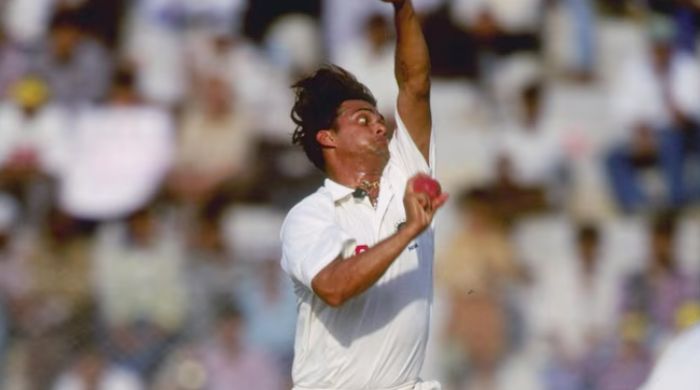 Ex-Indian cricketer dies after 'falling off balcony'