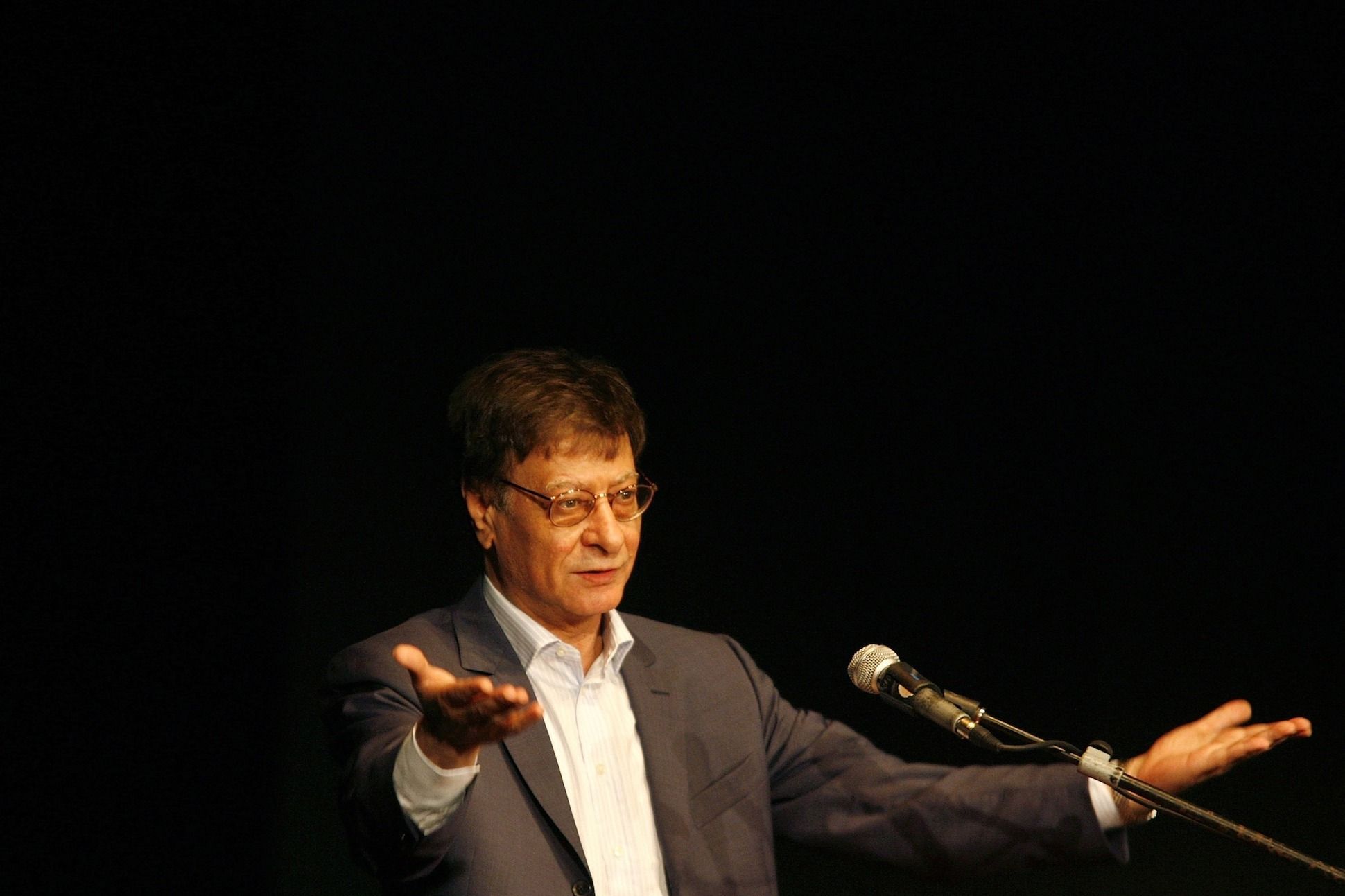 Mahmoud Darwish: His life and times - The Asian Mirror: Latest News ...